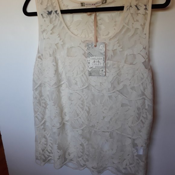 Chelsea & Violet | Tops | Chelsea Violet Lace Top | Poshmark